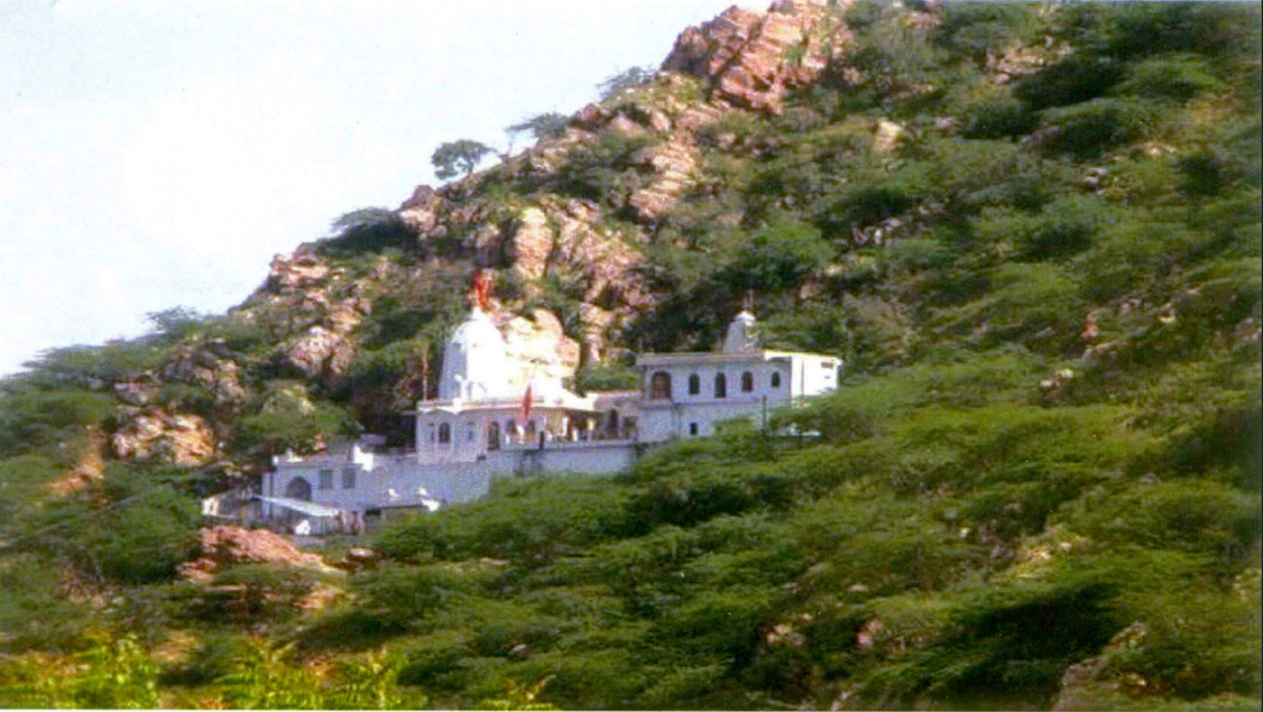 यहां माता ने मधुमखी के रूप में की थी राजा की सहायता | Jwaladevi Mata ...